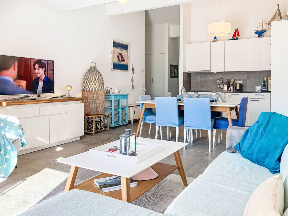 115 M² Huoneisto ∙ 2 Makuuhuonetta ∙ 4 Vierasta - Vevey