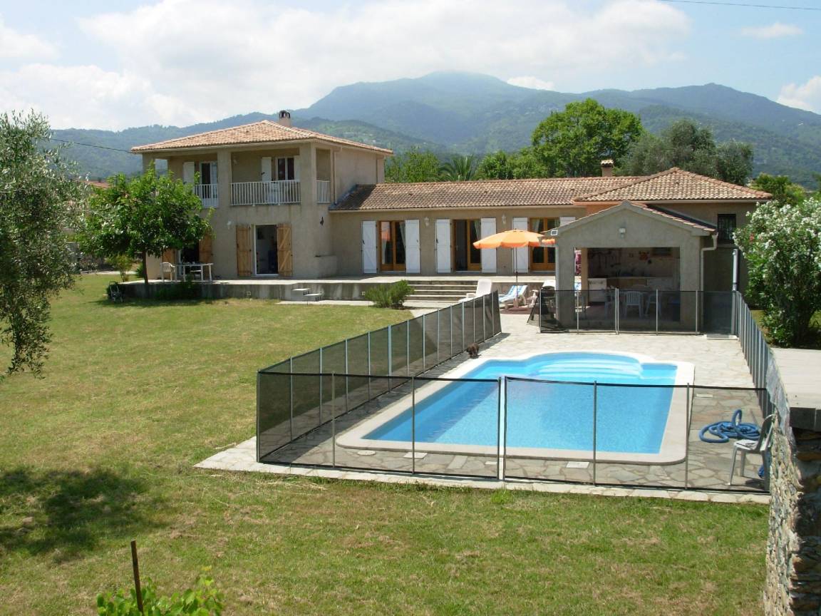 140 M² Maison De Vacances ∙ 3 Chambres ∙ 6 Personnes - Lucciana