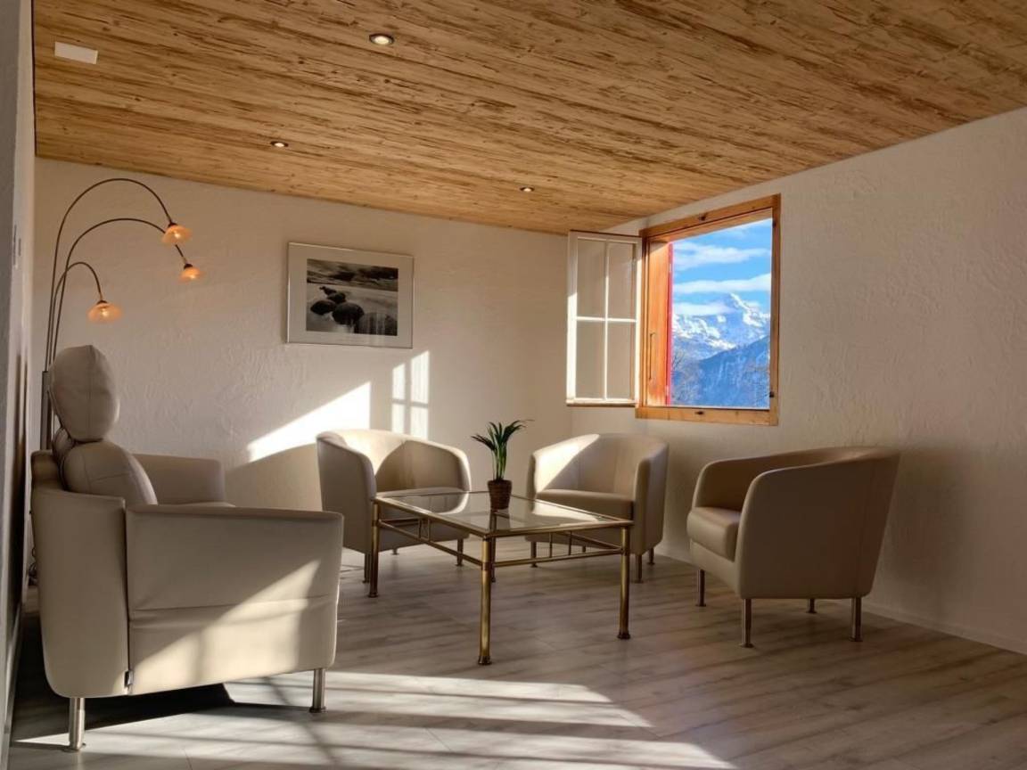 60 M² Ferienhaus ∙ 2 Schlafzimmer ∙ 4 Gäste - Beatenberg