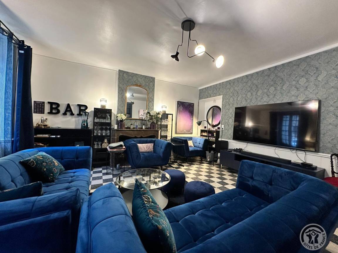 175 M² Mökki ∙ 4 Makuuhuonetta ∙ 8 Vierasta - Ariège