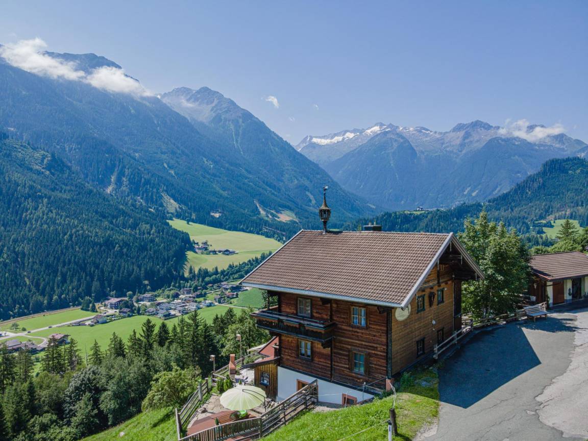 160 M² Chalet ∙ 6 Chambres ∙ 10 Personnes - Königsleiten