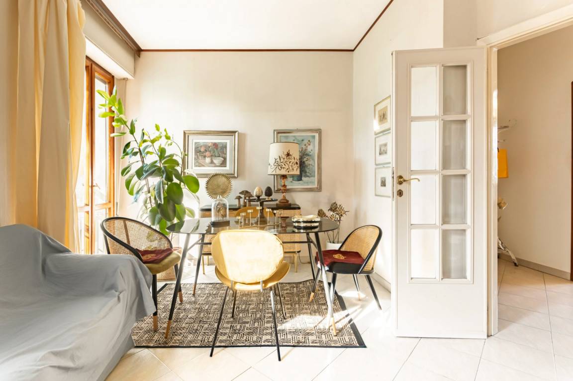 83 M² Apartamento ∙ 2 Habitaciones ∙ 5 Huéspedes - Viareggio