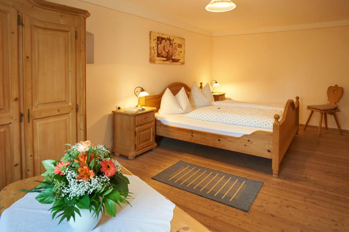 70 M² Ferienwohnung ∙ 2 Schlafzimmer ∙ 4 Gäste - Neumarkt in der Oberpfalz