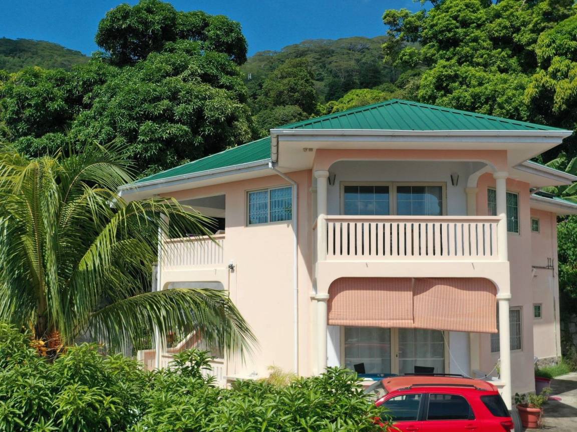 60 M² Apartment ∙ 2 Bedrooms ∙ 4 Guests - Victoria (Seychelles)