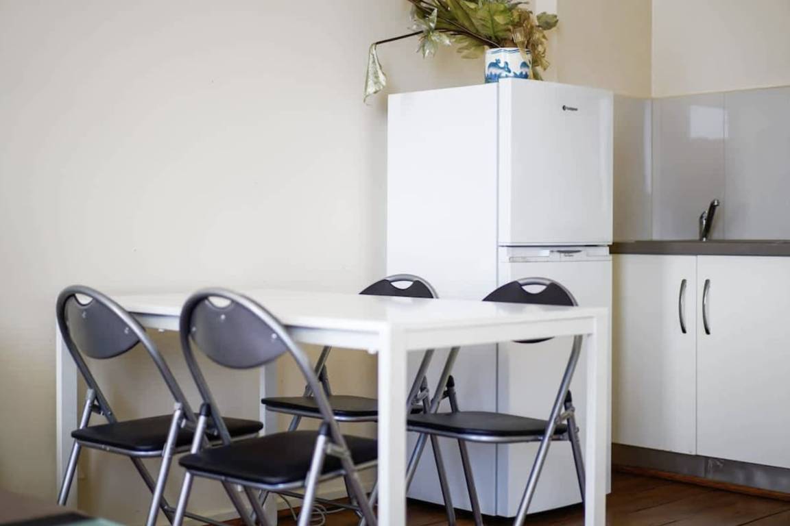 House ∙ 2 Bedrooms ∙ 4 Guests - Forest Hill