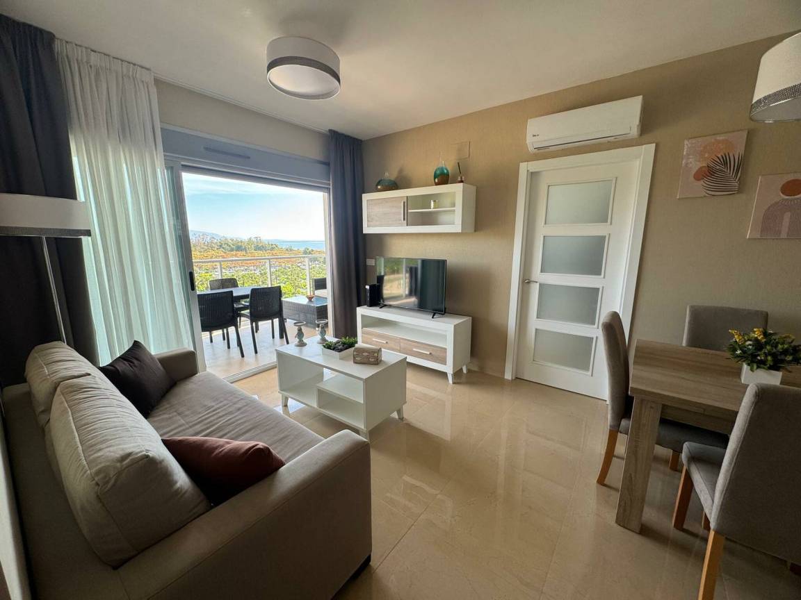 96 M² Apartamento ∙ 3 Habitaciones ∙ 8 Huéspedes - Torreblanca