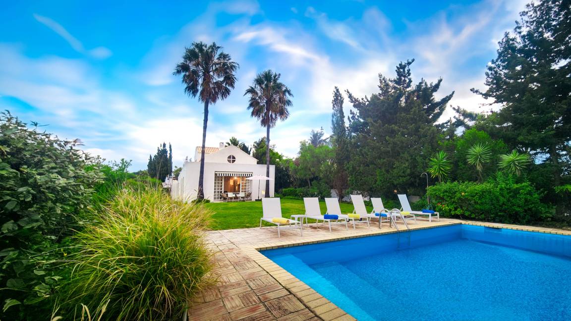 220 M² Villa ∙ 4 Habitaciones ∙ 8 Huéspedes - Armação de Pêra
