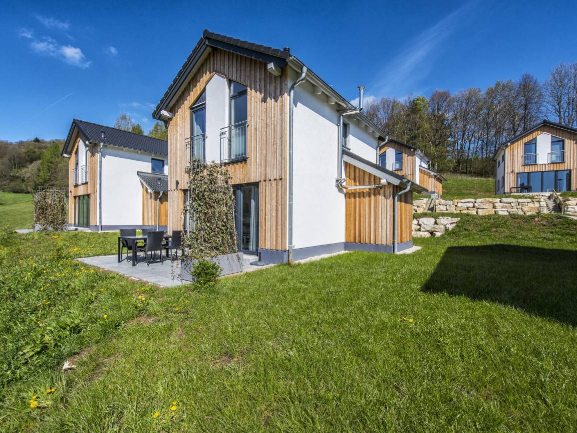 67 M² Ferienhaus ∙ 2 Schlafzimmer ∙ 6 Gäste - Hollfeld