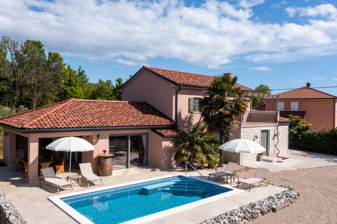 240 M² Villa ∙ 3 Schlafzimmer ∙ 6 Gäste - Punat