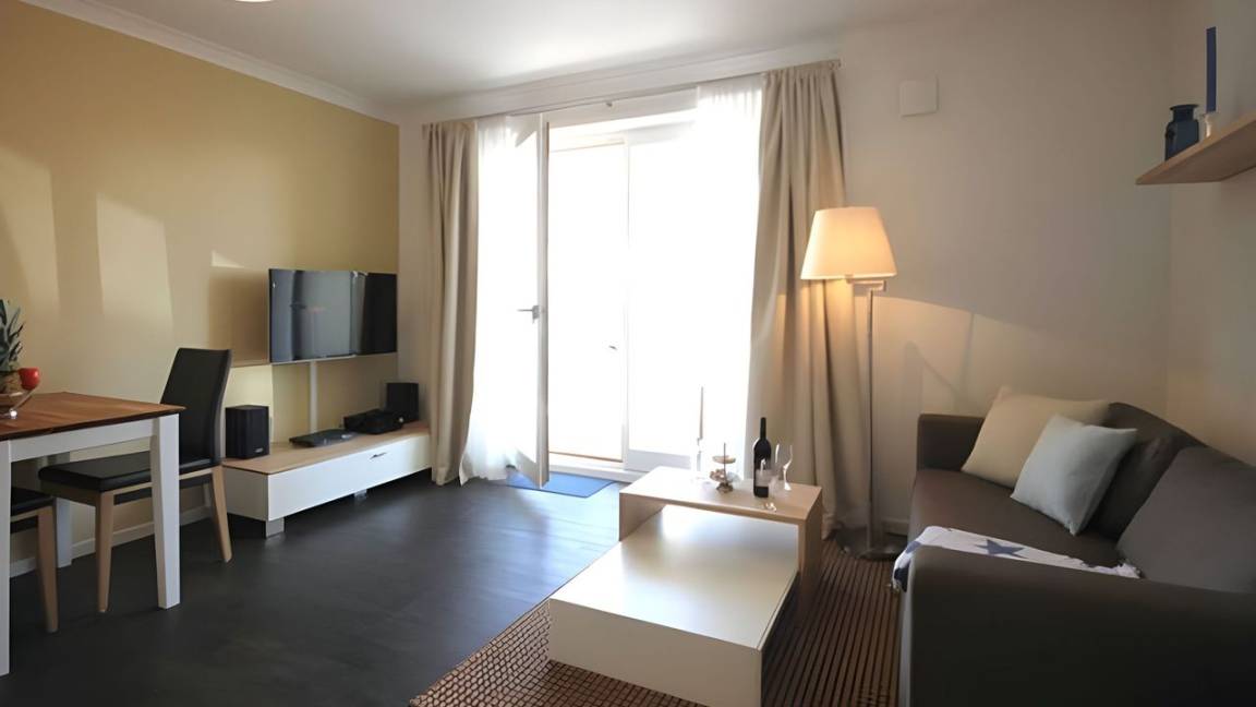 38 M² Ferienwohnung ∙ 1 Schlafzimmer ∙ 2 Gäste - Börgerende-Rethwisch