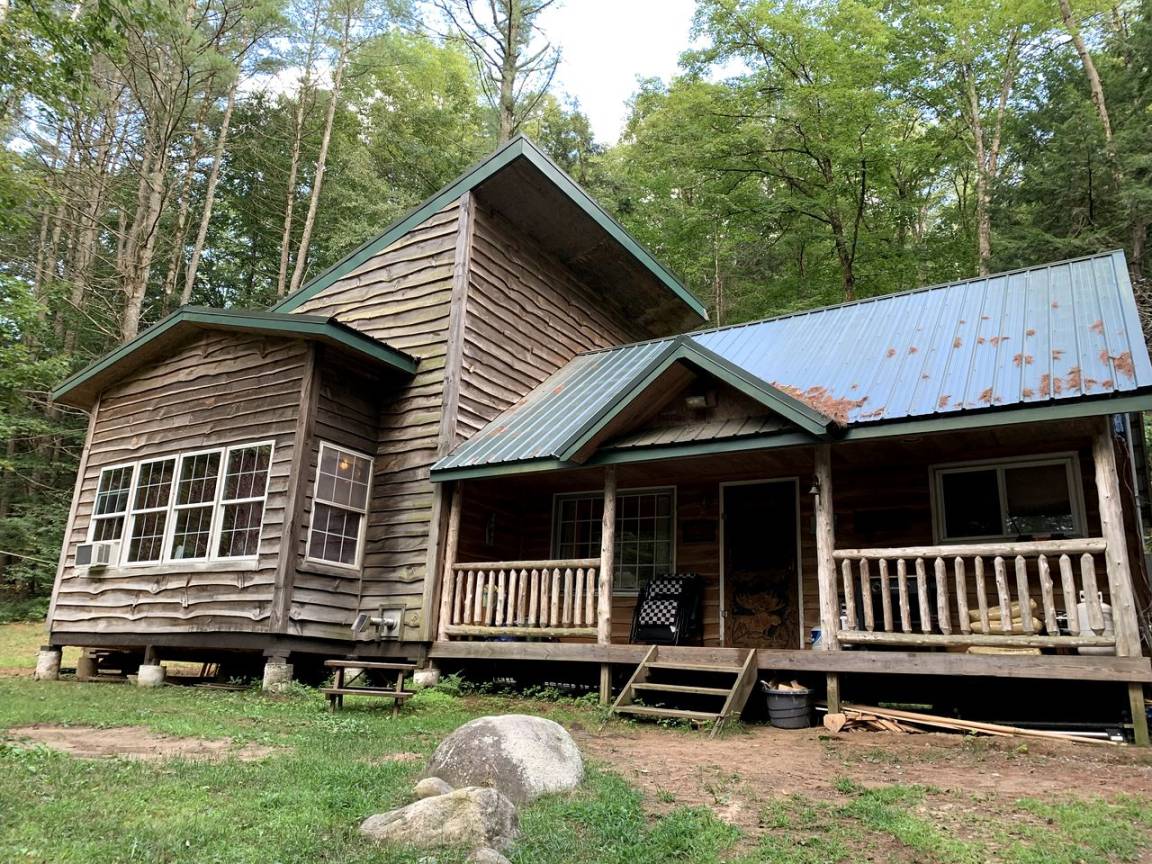 House ∙ 1 Bedroom ∙ 10 Guests - Chase Lake, Glenfield