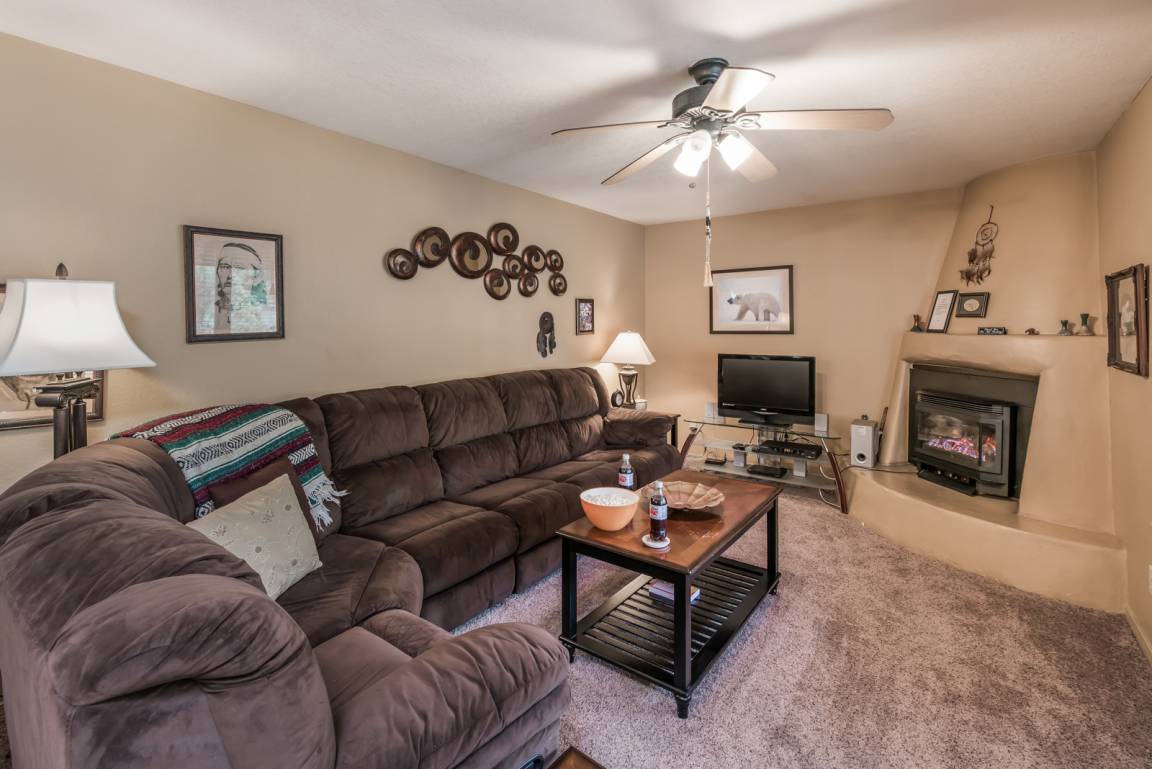 136 M² Cabin ∙ 2 Bedrooms ∙ 4 Guests - Ruidoso, NM