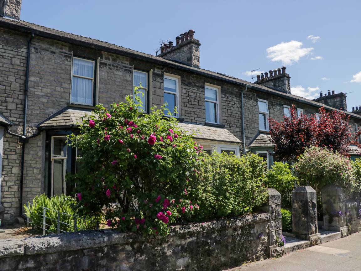 Cottage ∙ 2 Bedrooms ∙ 4 Guests - Kendal