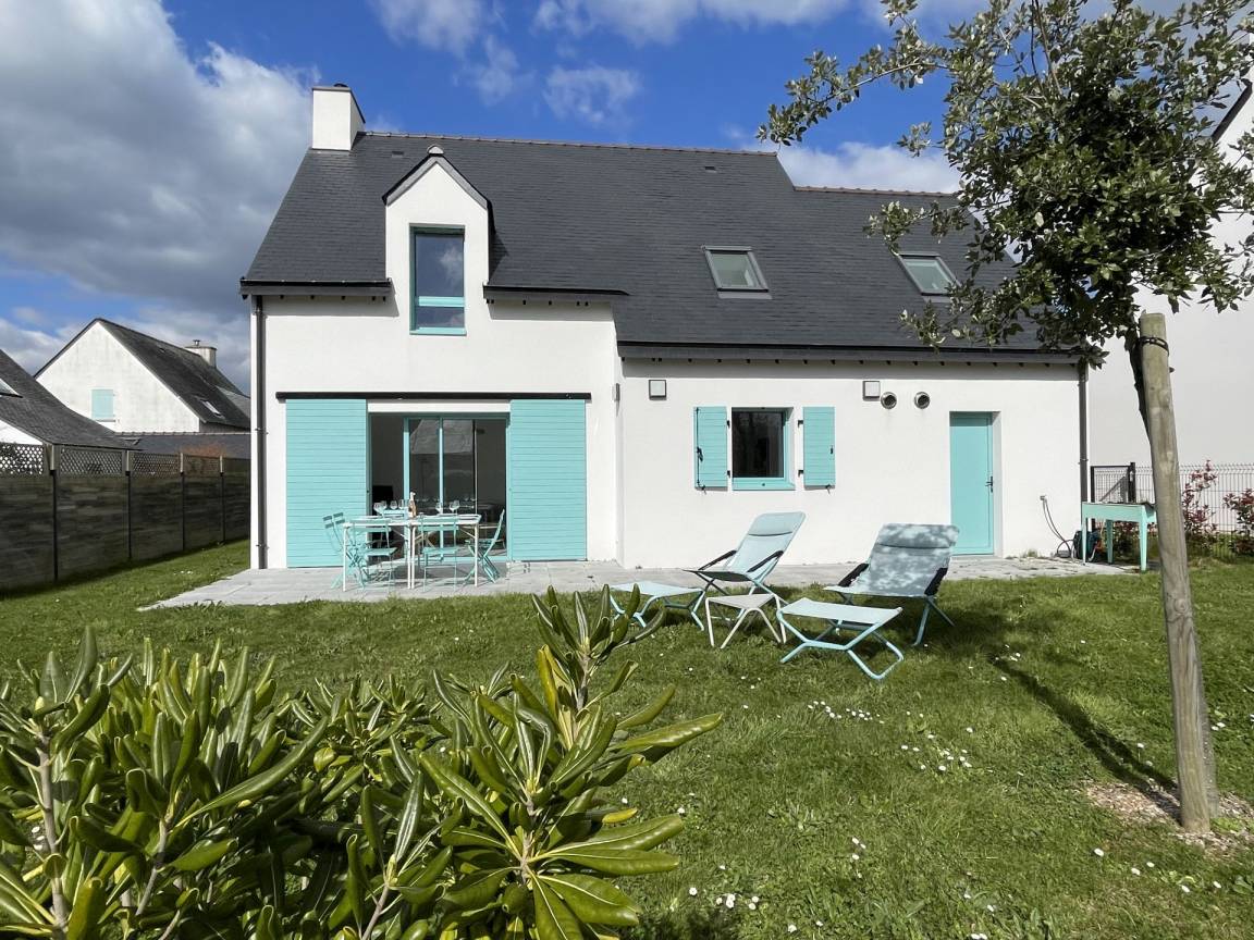 92 M² Maison De Vacances ∙ 4 Chambres ∙ 8 Personnes - Arzon