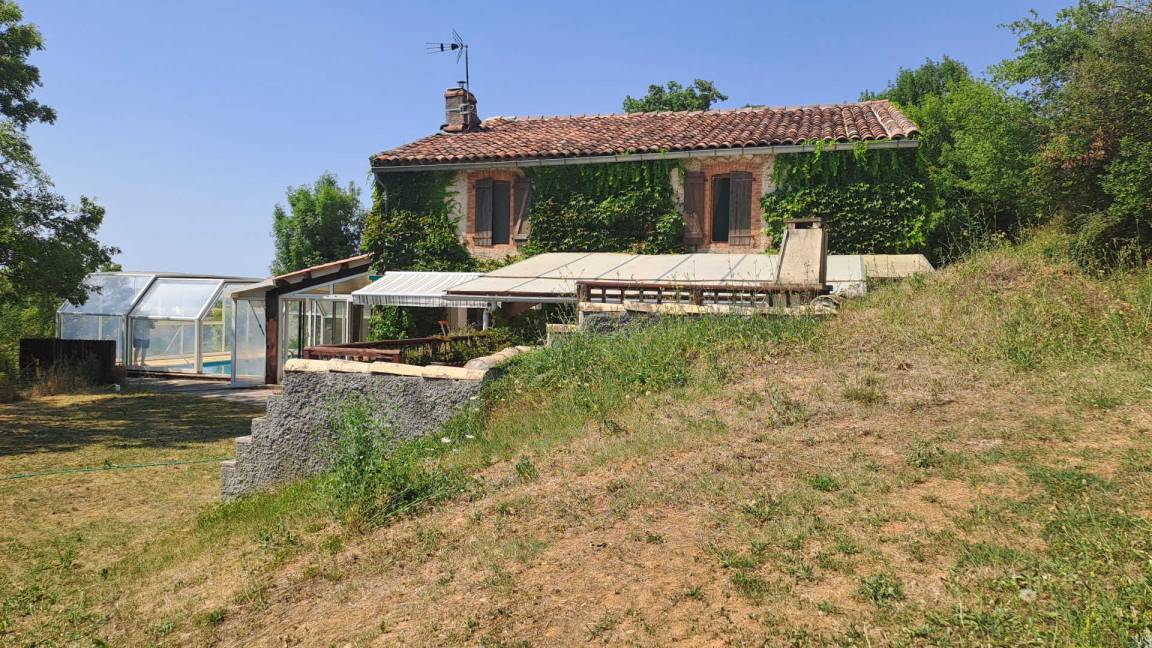 135 M² Gîte ∙ 4 Chambres ∙ 8 Personnes - Tarn