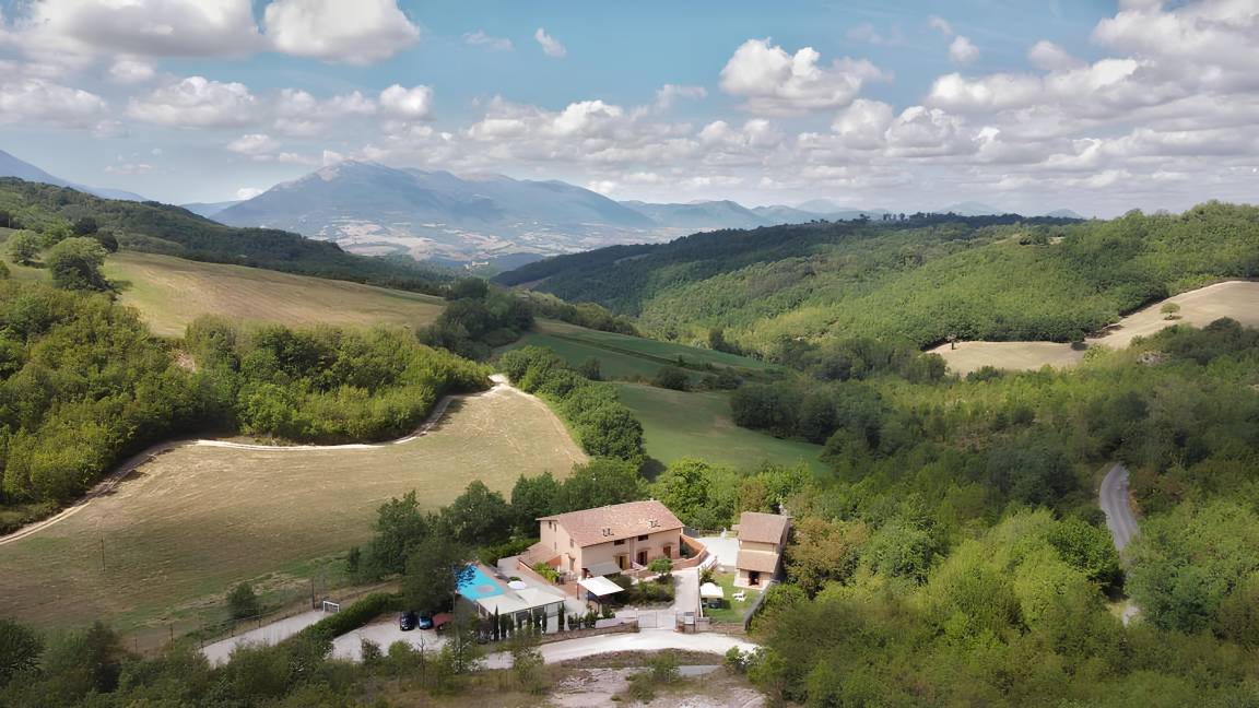 435 M² House ∙ 10 Bedrooms ∙ 16 Guests - Marche