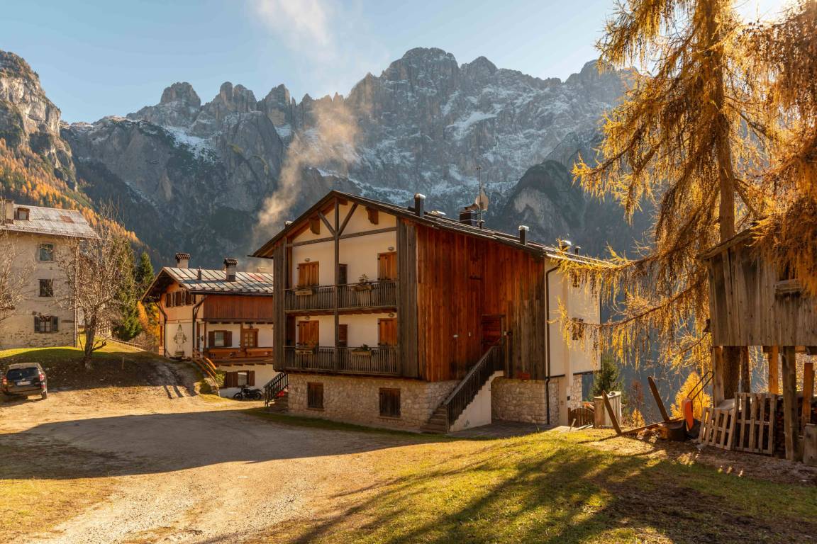 70 M² Ferienwohnung ∙ 2 Schlafzimmer ∙ 6 Gäste - Alleghe