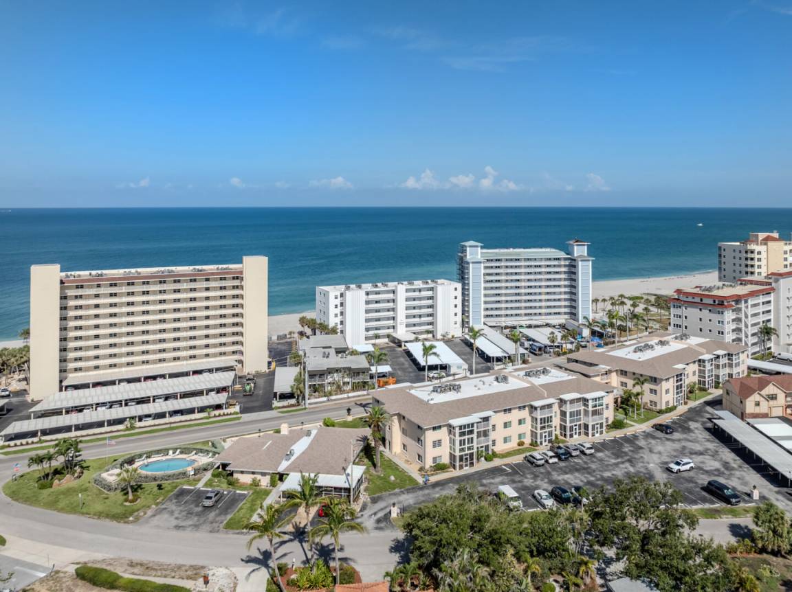 86 M² Condo ∙ 2 Bedrooms ∙ 4 Guests - Venice, FL