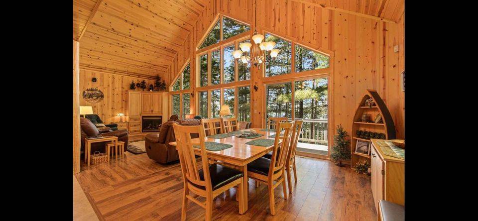 260 M² Cabin ∙ 4 Bedrooms ∙ 15 Guests - Crosslake, MN