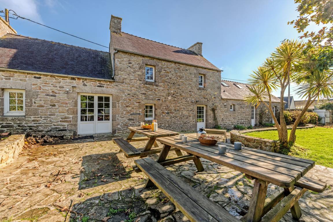 130 M² Maison De Vacances ∙ 5 Chambres ∙ 14 Personnes - Ploudalmézeau