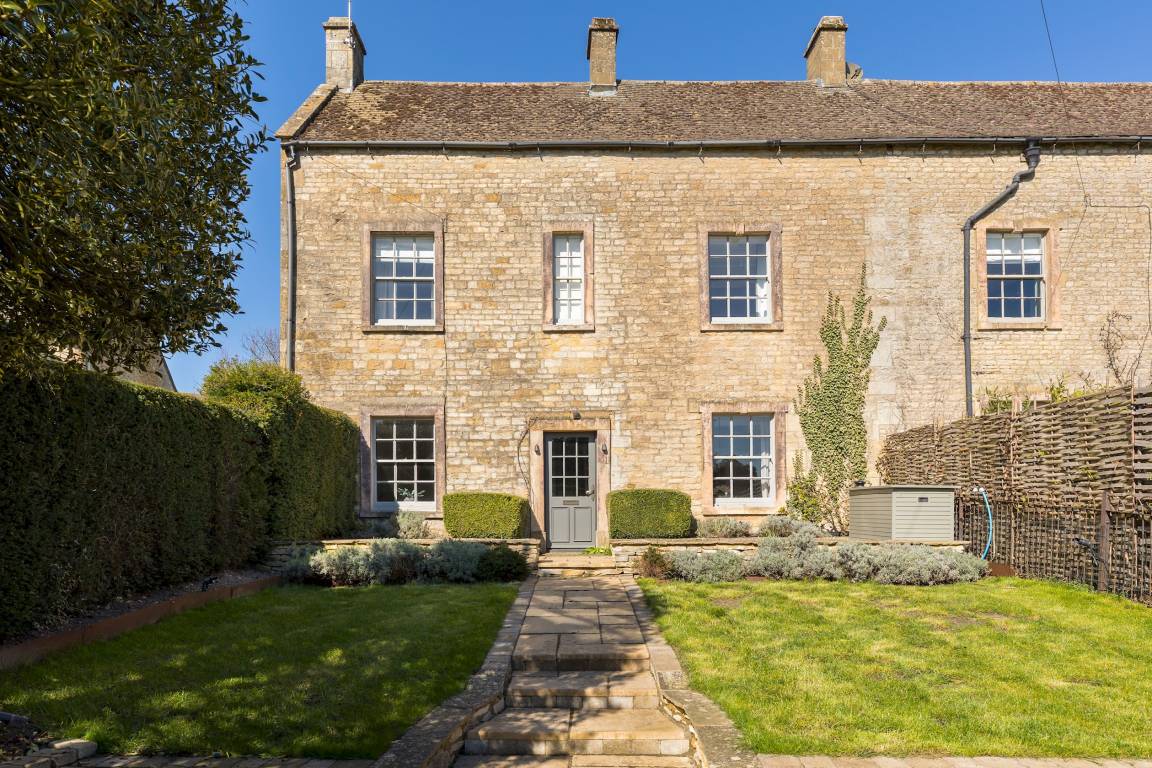 149 M² House ∙ 4 Bedrooms ∙ 8 Guests - Stow-on-the-Wold