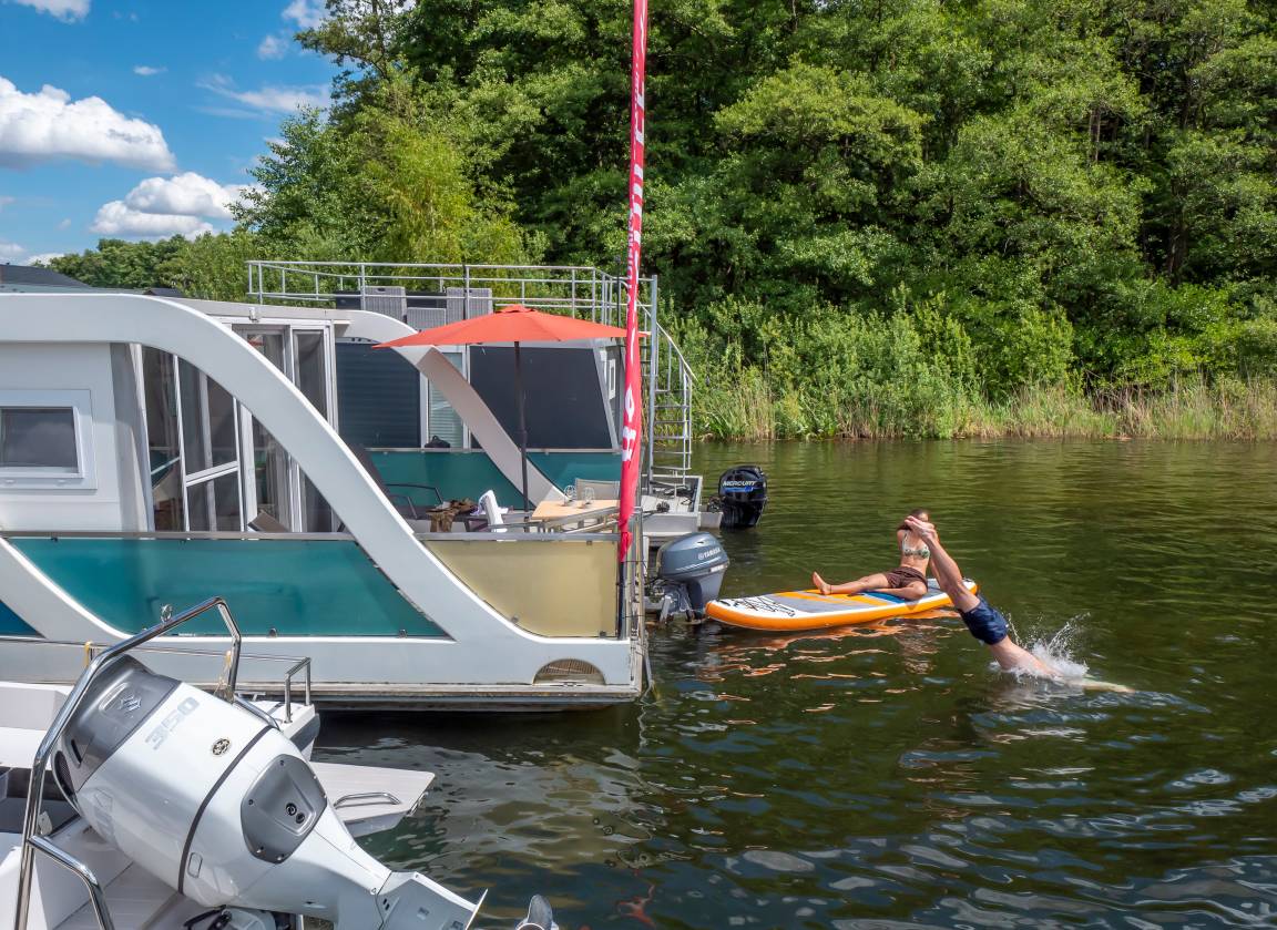 25 M² Hausboot ∙ 1 Schlafzimmer ∙ 2 Gäste - Waren (Müritz)