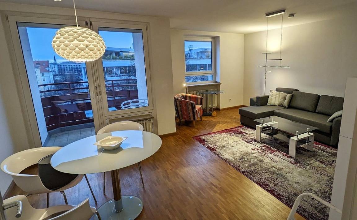 72 M² Appartement ∙ 1 Chambre ∙ 2 Personnes - Munich