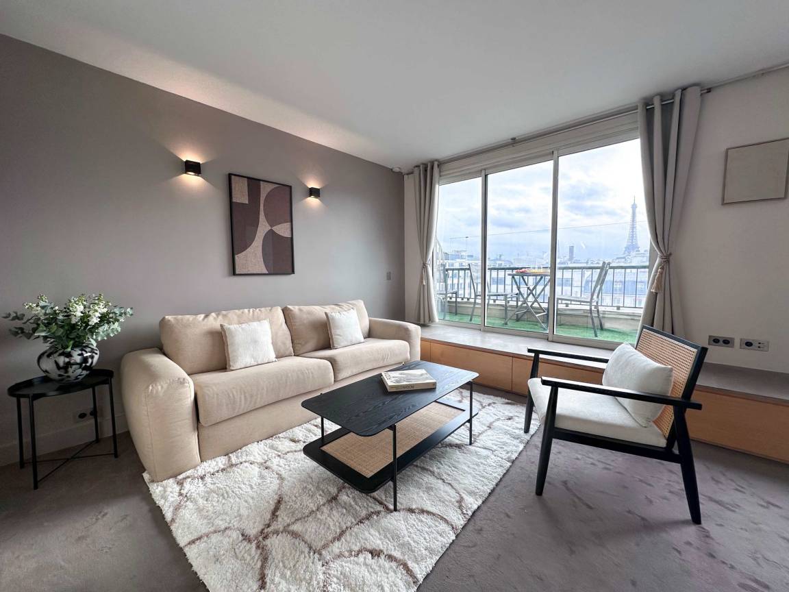 28 M² Appartement ∙ 3 Personnes - Avenue des Champs-Élysées - Paris