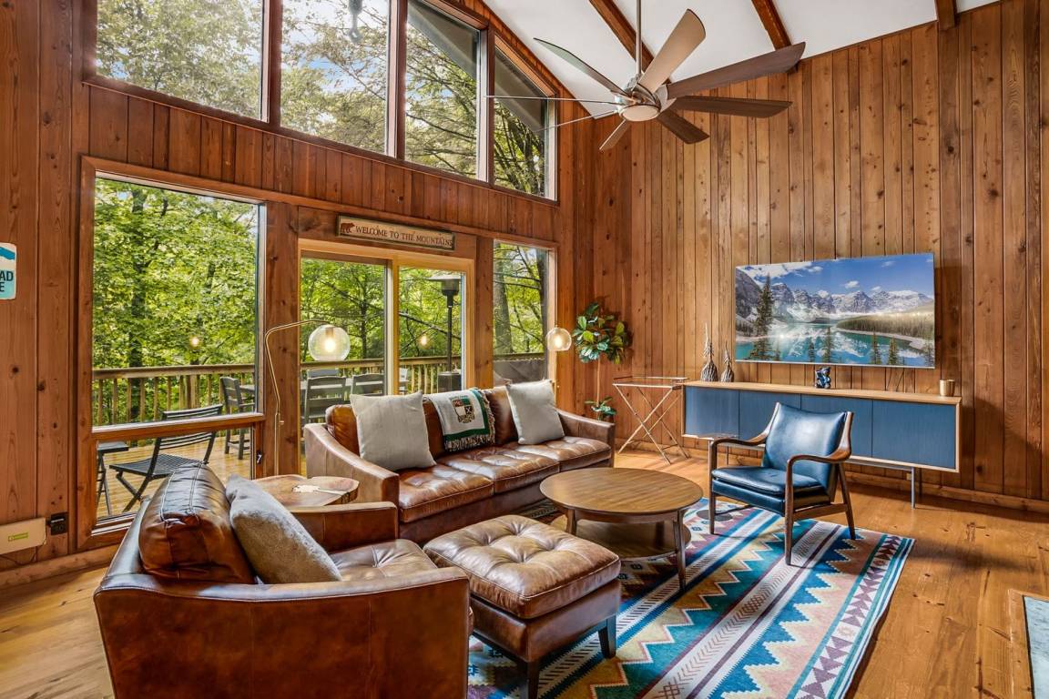 196 M² Cottage ∙ 3 Bedrooms ∙ 8 Guests - Boone, NC