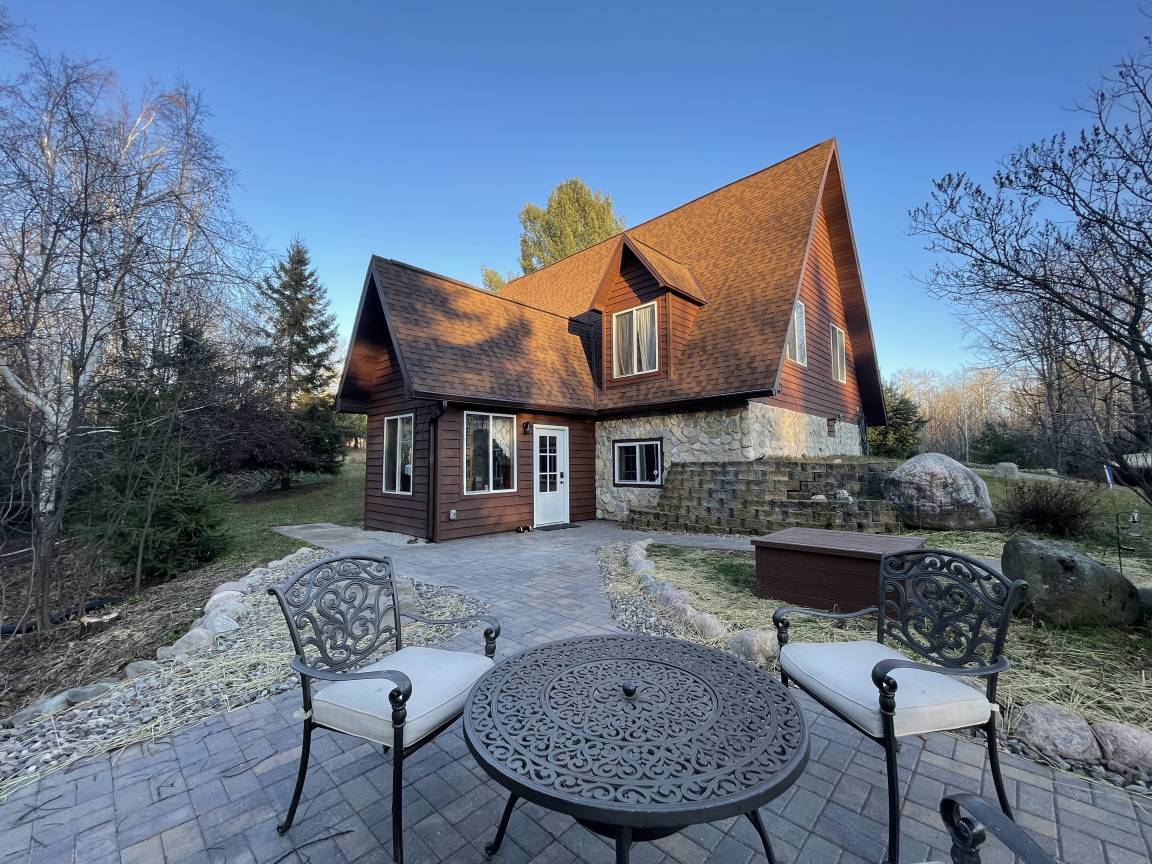 191 M² House ∙ 3 Bedrooms ∙ 8 Guests - Plum Lake, WI