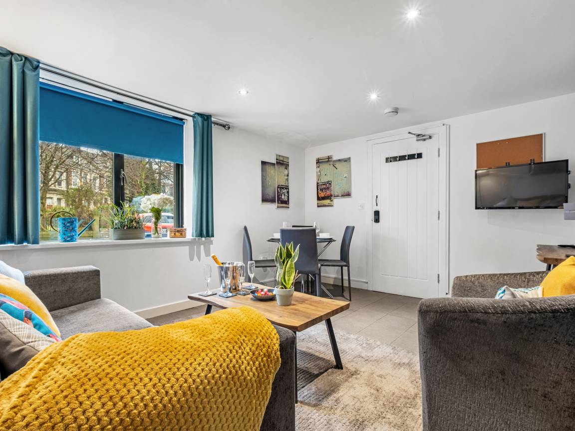 Cottage ∙ 2 Bedrooms ∙ 4 Guests - Gateshead