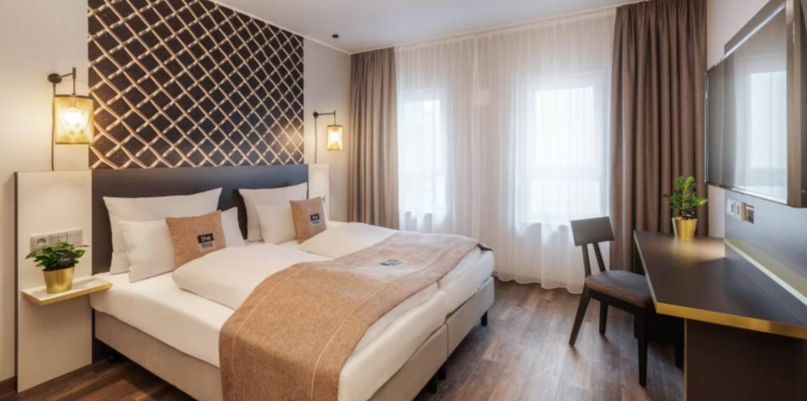 23 M² Ferienwohnung ∙ 2 Gäste - Stuttgart