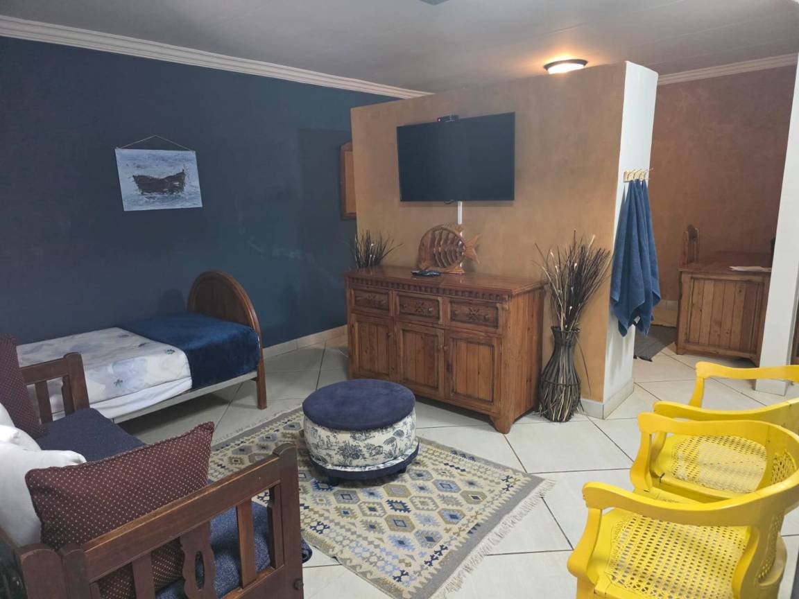 100 M² Talo ∙ 1 Makuuhuone ∙ 4 Vierasta - Pretoria