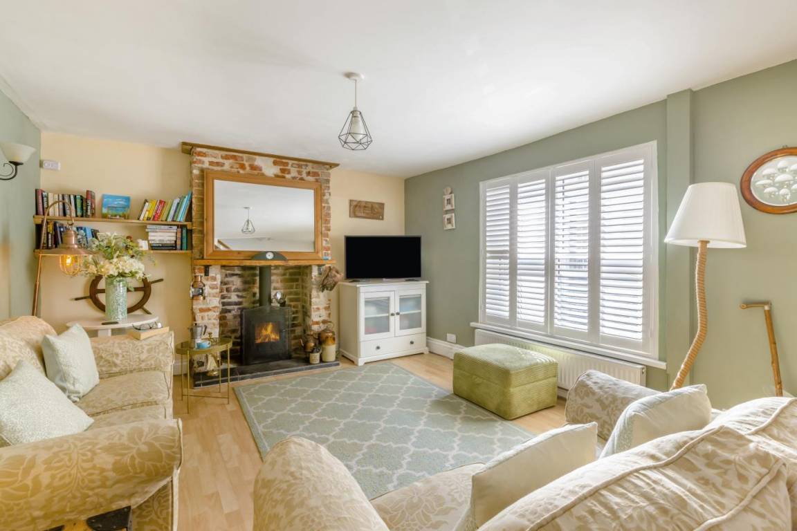 Cottage ∙ 2 Bedrooms ∙ 4 Guests - Weymouth