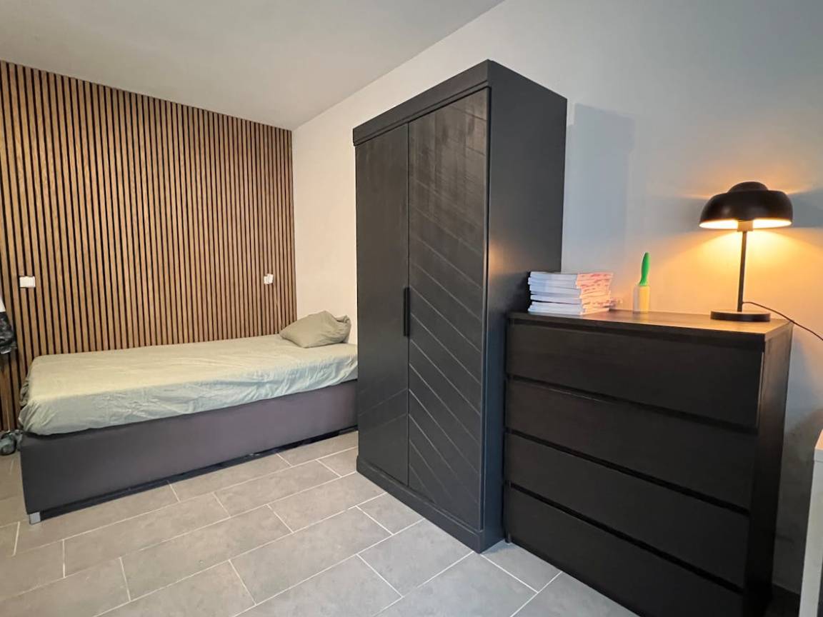 22 M² Ferienhaus ∙ 1 Gast - Amsterdam