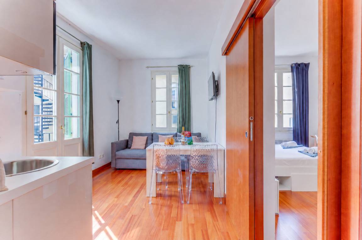 40 M² Apartment ∙ 2 Bedrooms ∙ 3 Guests - Nice