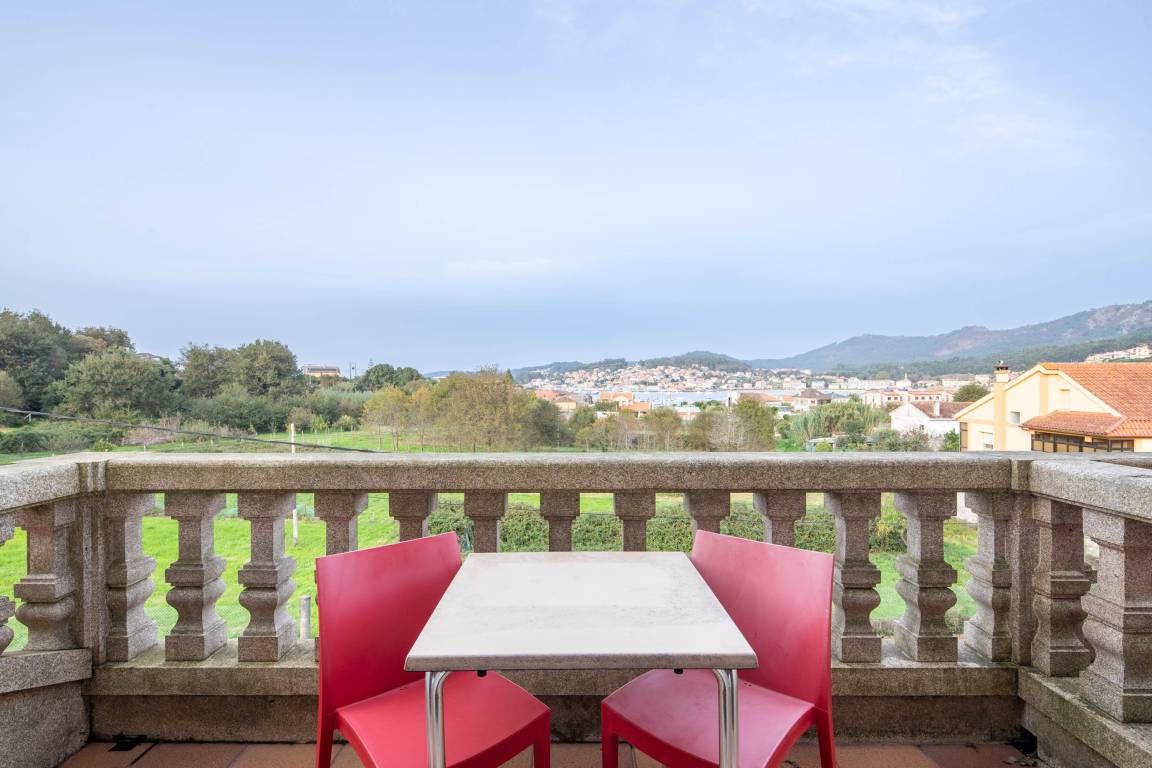 70 M² Apartamento ∙ 2 Habitaciones ∙ 3 Huéspedes - Bueu
