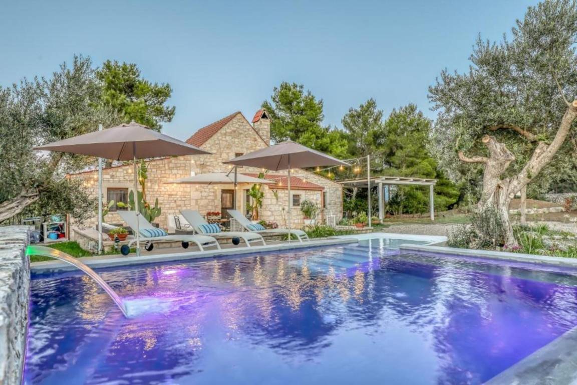 75 M² Villa ∙ 2 Schlafzimmer ∙ 5 Gäste - Castellana Grotte
