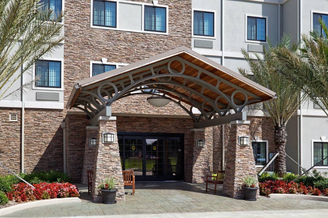 Condo ∙ 1 Bedroom ∙ 4 Guests - Lafayette, LA