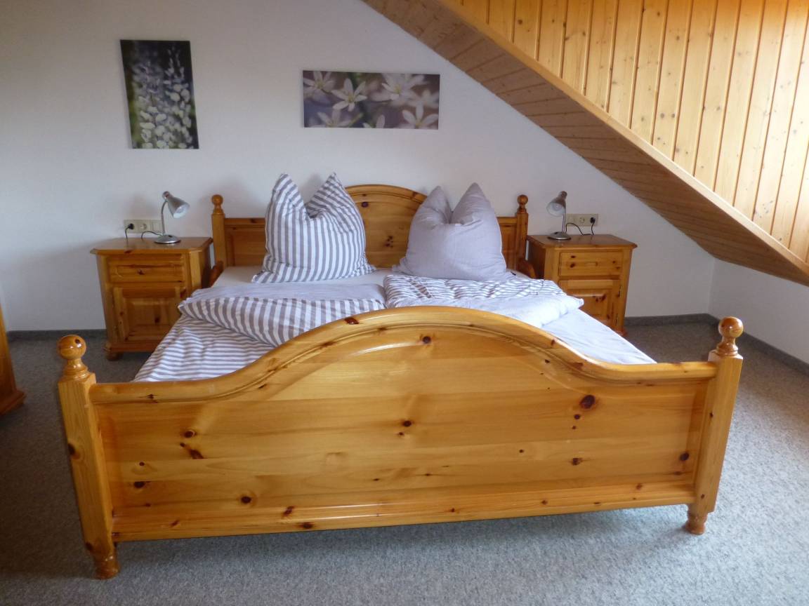 35 M² Ferienwohnung ∙ 1 Schlafzimmer ∙ 2 Gäste - Ostrach