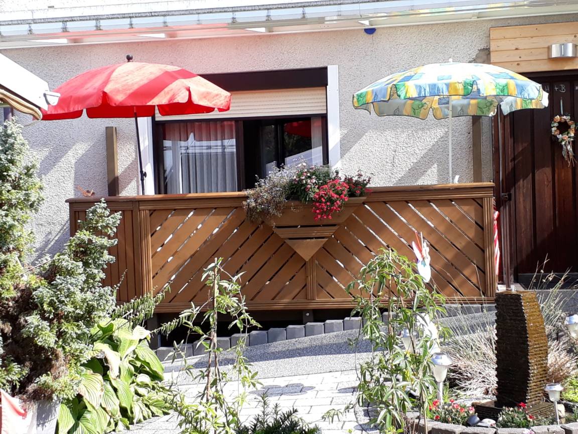 80 M² Ferienwohnung ∙ 2 Schlafzimmer ∙ 4 Gäste - Kronach