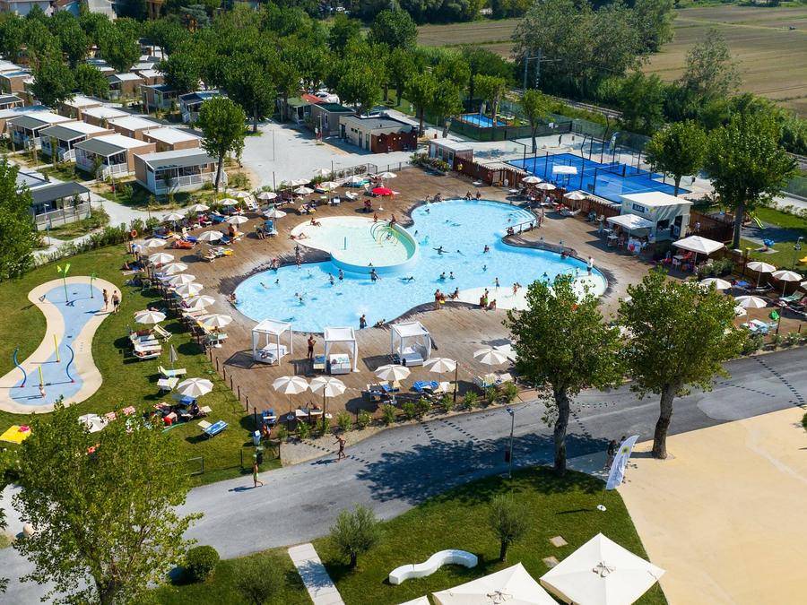 27 M² Tent ∙ 2 Bedrooms ∙ 4 Guests - Rimini