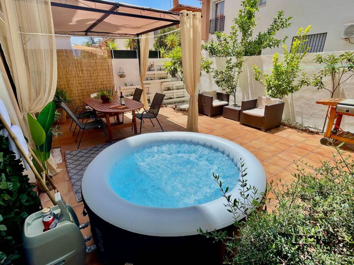 150 M² Ferienhaus ∙ 3 Schlafzimmer ∙ 6 Gäste - Granada