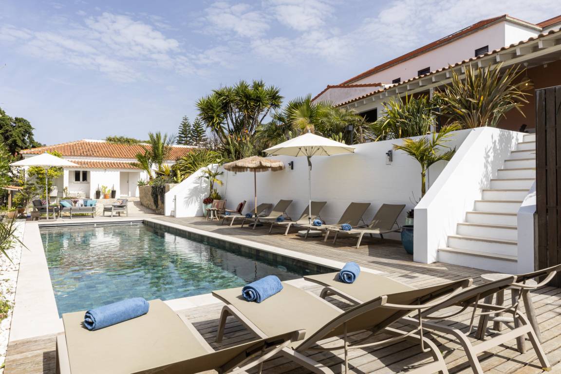 196 M² Villa ∙ 6 Bedrooms ∙ 13 Guests - Estoril