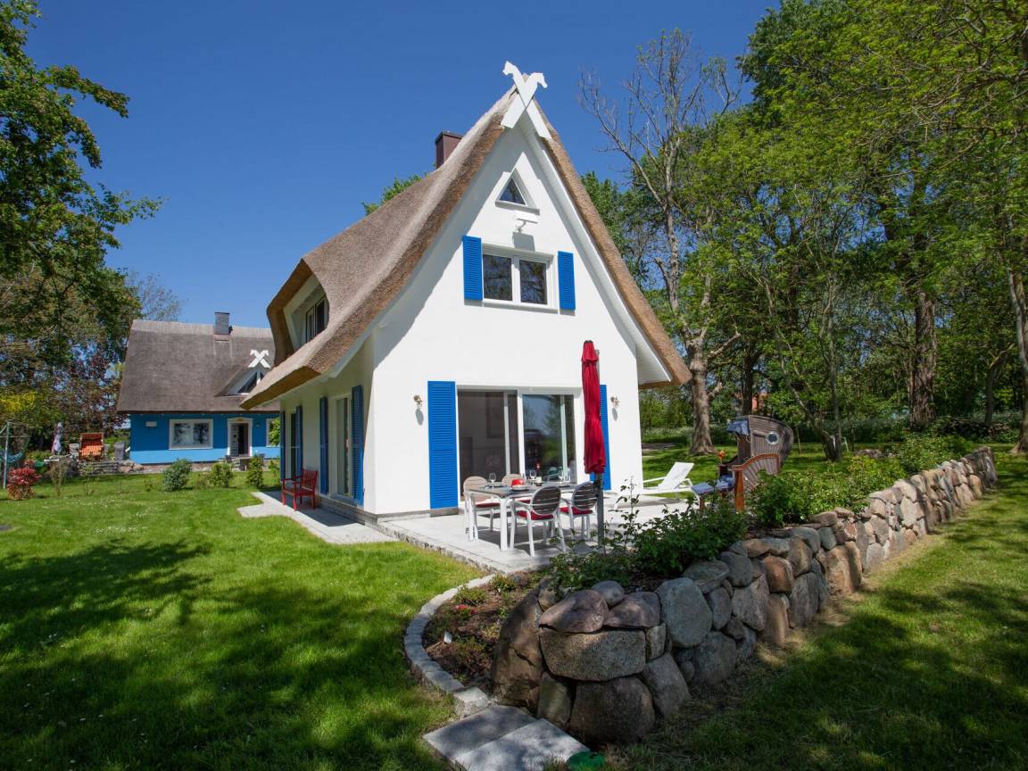 92 M² Ferienhaus ∙ 3 Schlafzimmer ∙ 6 Gäste - Hiddensee