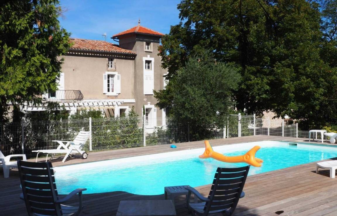 430 M² Gîte ∙ 6 Chambres ∙ 14 Personnes - Aude