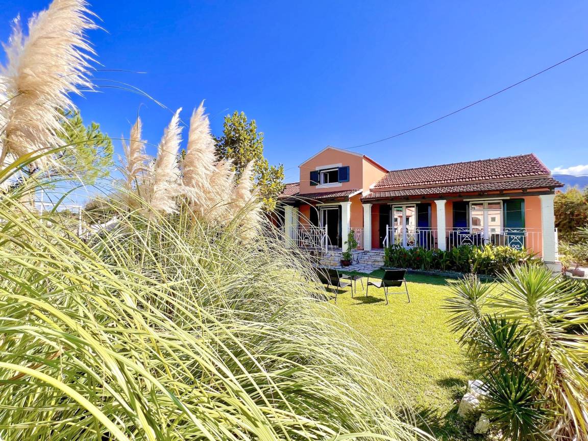 55 M² Apartment ∙ 2 Bedrooms ∙ 4 Guests - Greece