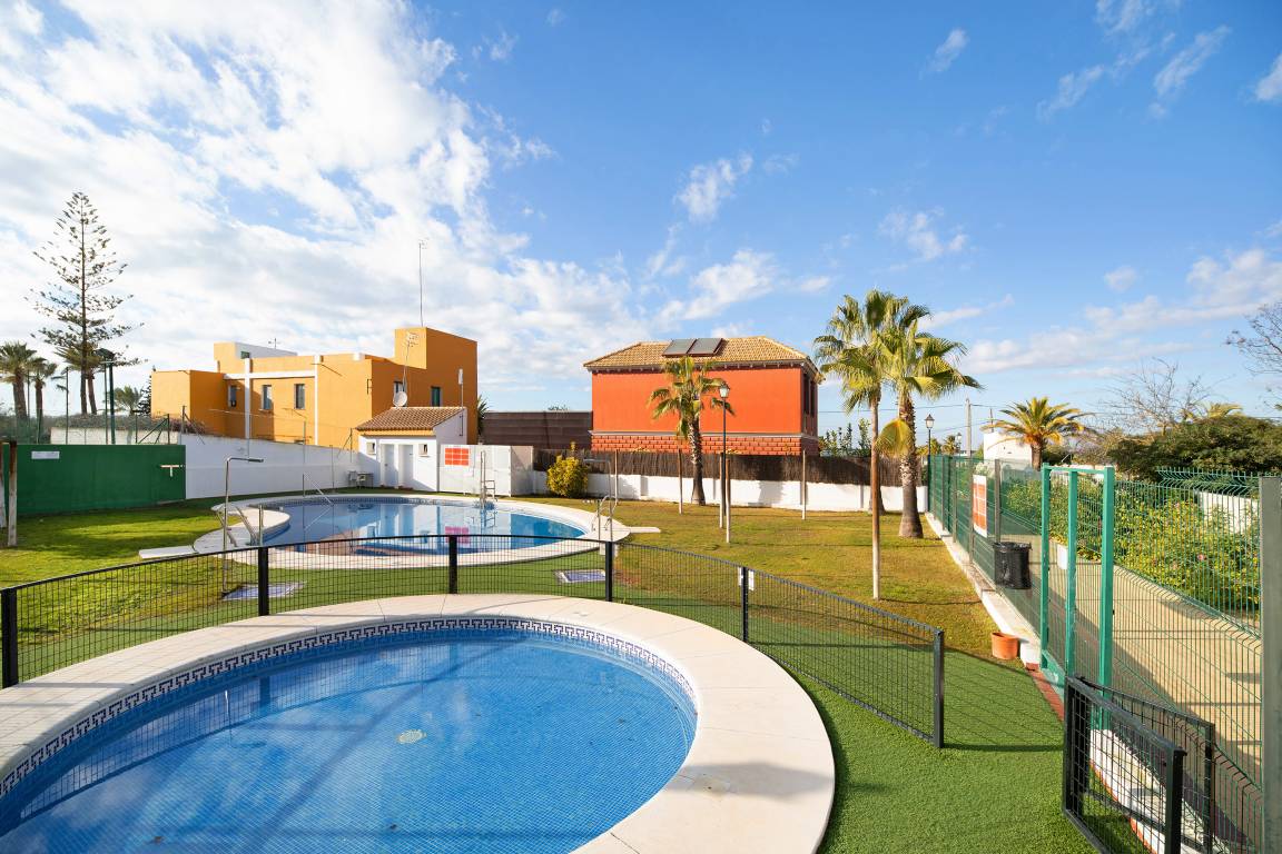 85 M² Apartamento ∙ 2 Habitaciones ∙ 6 Huéspedes - Sanlúcar de Barrameda
