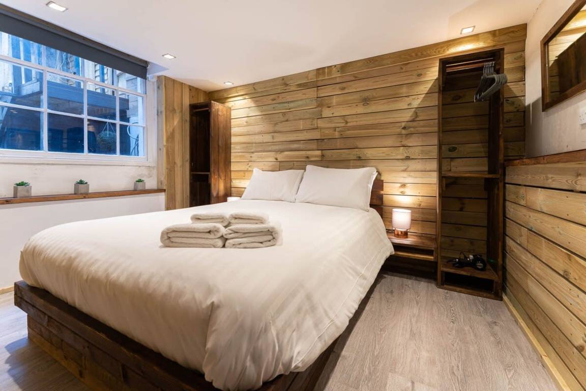 Apartment ∙ 2 Bedrooms ∙ 4 Guests - Brighton