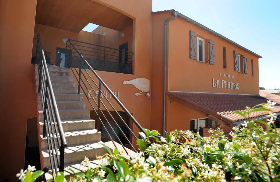 56 M² Gîte ∙ 2 Chambres ∙ 4 Personnes - Perpignan